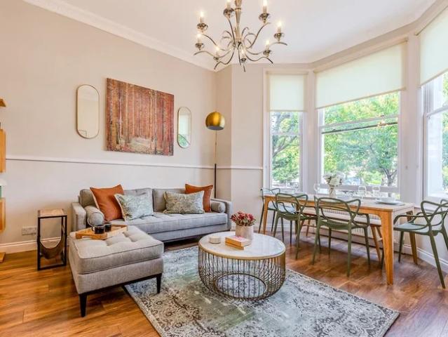 Apartment at St Quintin Avenue, Greater London