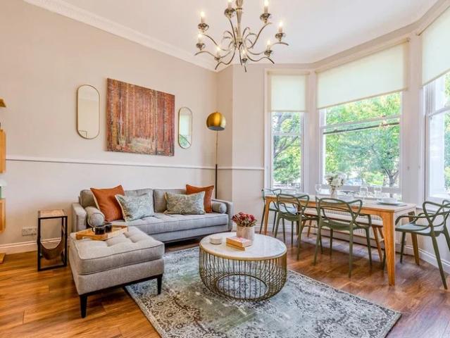 Apartment at St Quintin Avenue, Greater London