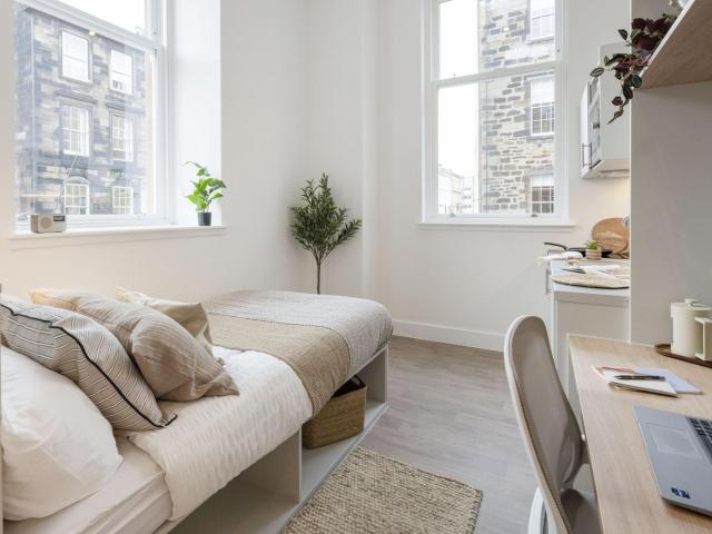 Apartment at St Vincent Street, Glasgow