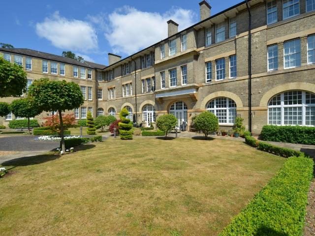 Apartment at St Vincent's Lane, Greater London