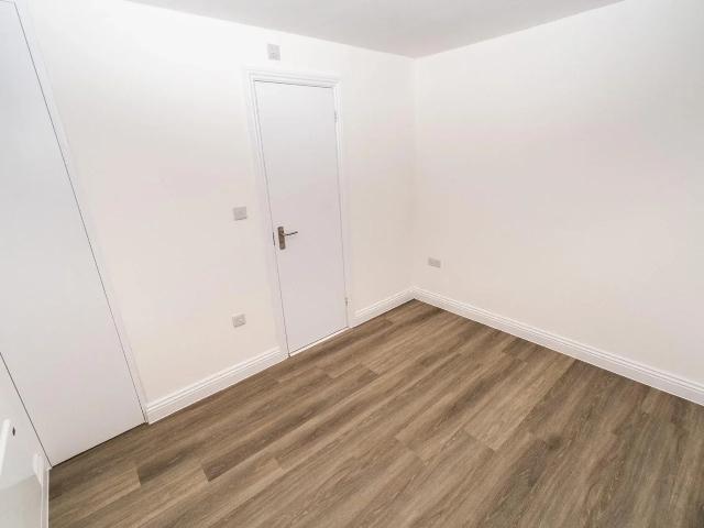 Apartment at Stag Lane, Greater London