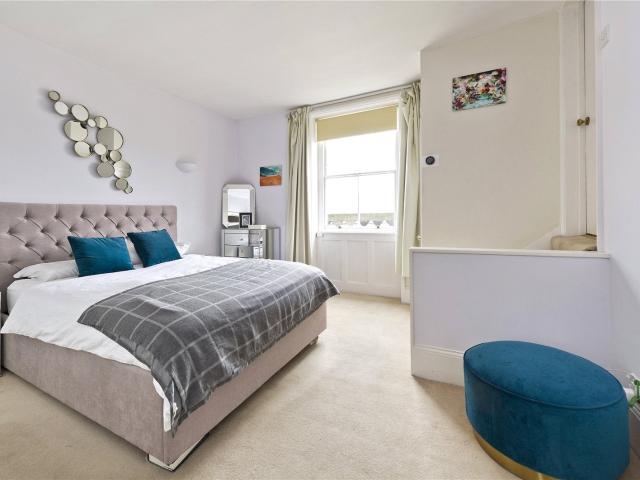 Apartment at Stafford Terrace, Greater London