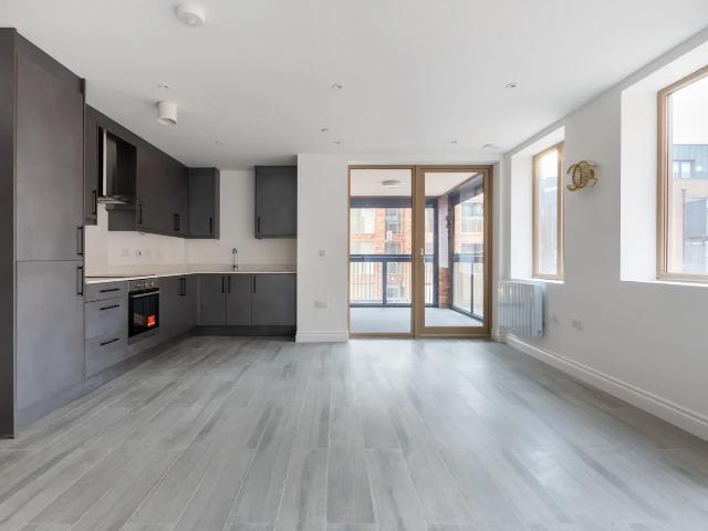 Apartment at Staines Road, Greater London