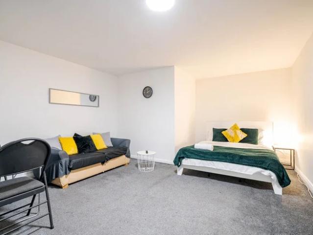 Apartment at Stamford Street, Erewash