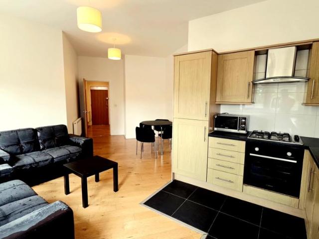 Apartment at Stamford Road, Greater London