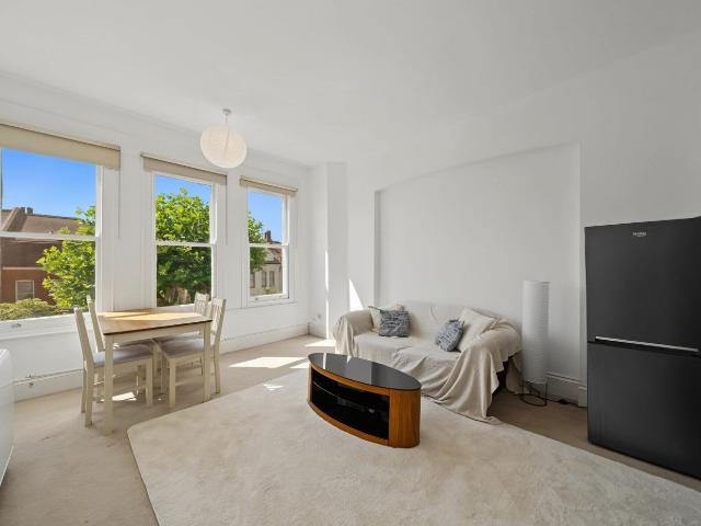Apartment at Stanhope Gardens, Greater London