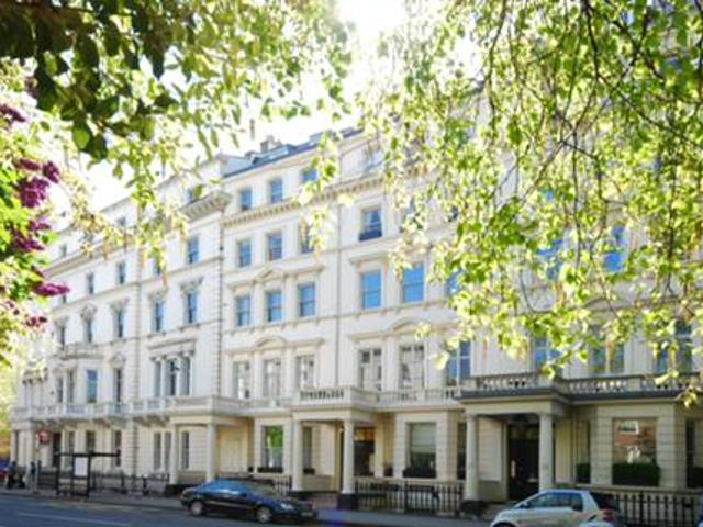 Apartment at Stanhope Gardens, Greater London