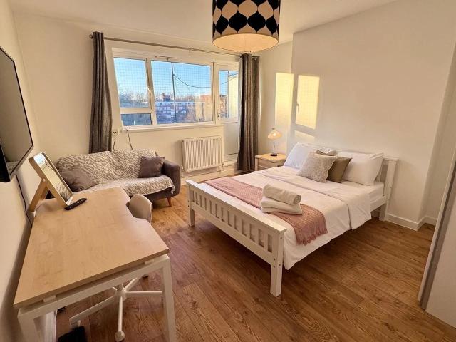 Apartment at Stanhope Street, Greater London