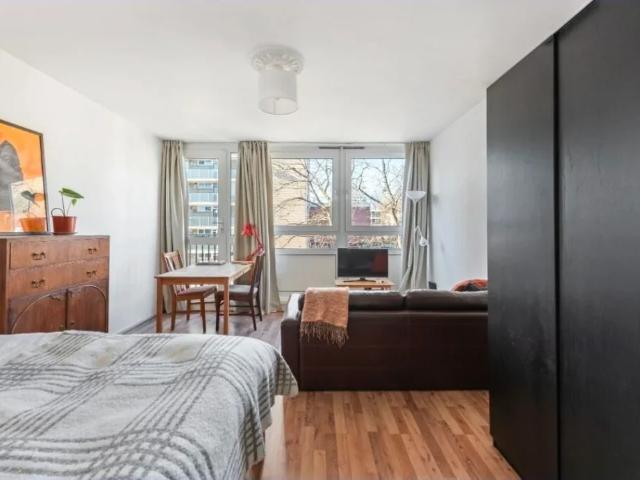 Apartment at Stanhope Street, Greater London