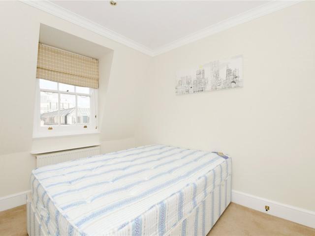 Apartment at Stanhope Place, City of Westminster