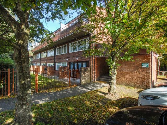 Apartment at Stanley Close, Greater London