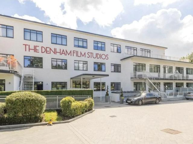Apartment at Stanley Kubrick Road, Denham