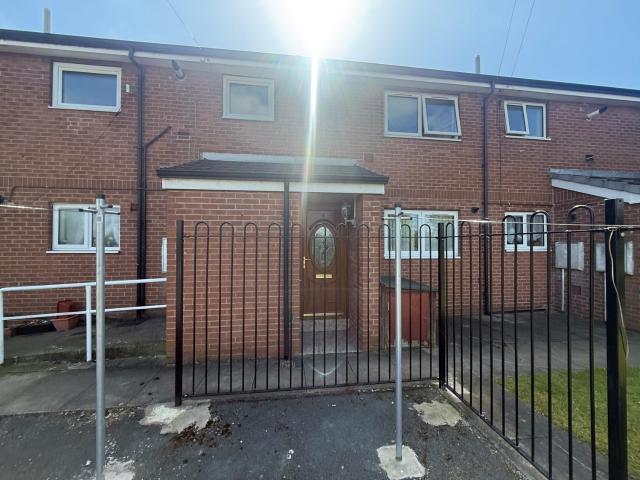 Apartment at Stansfield Close, Wakefield