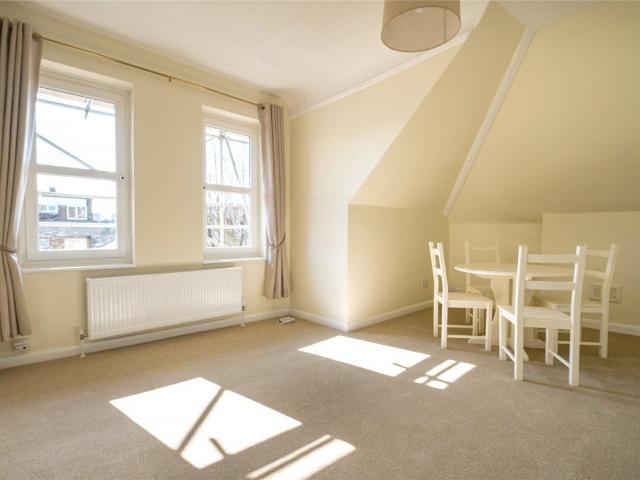 Apartment at Stanthorpe Road, Greater London