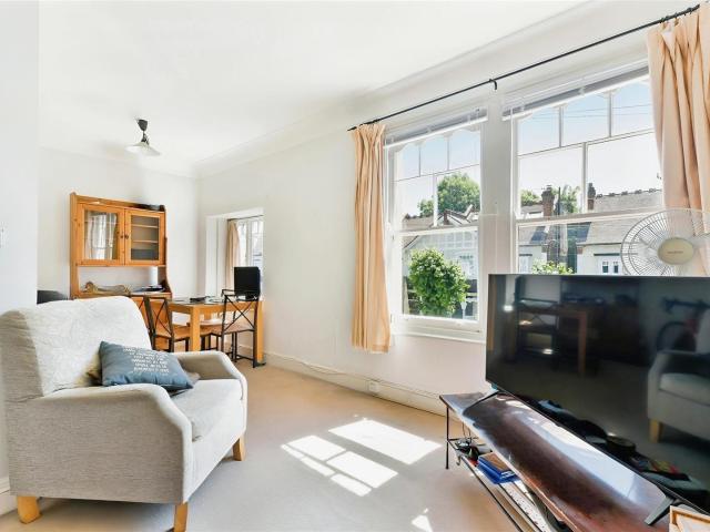 Apartment at Stanton Road, Greater London