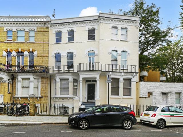 Apartment at Stanwick Road, Greater London