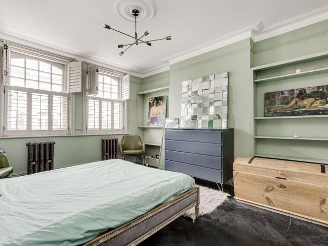 Apartment at Stanwick Road, Greater London