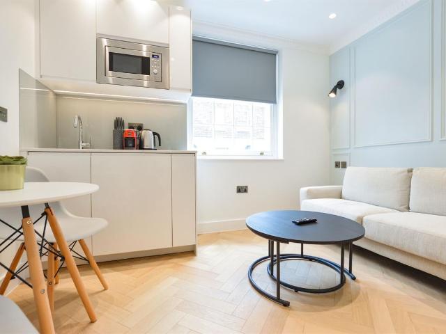 Apartment at Star Street, City of Westminster