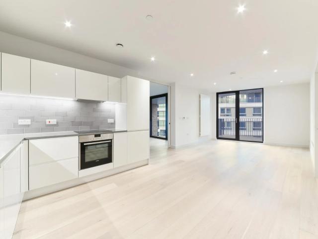 Apartment at Starboard Way, Greater London