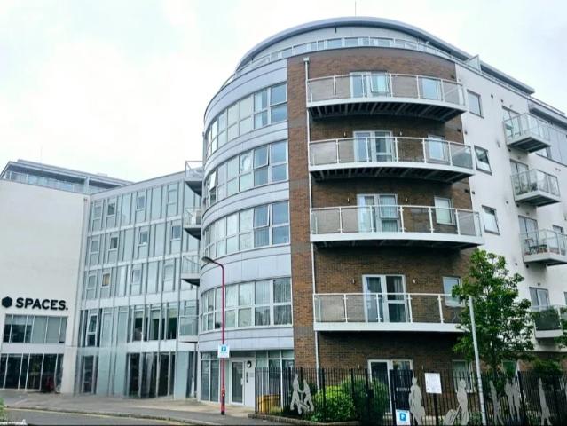 Apartment at Station View, Guildford