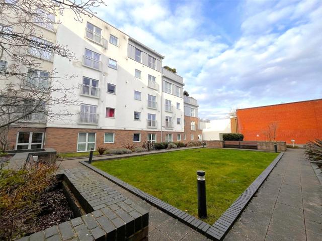 Apartment at Station View, Guildford