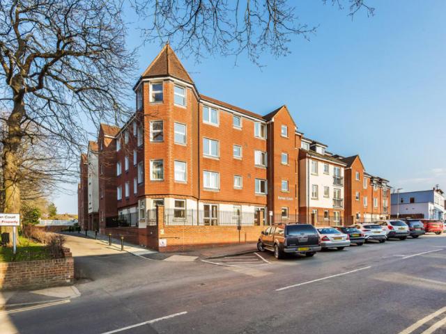 Apartment at Station Approach, Edenbridge