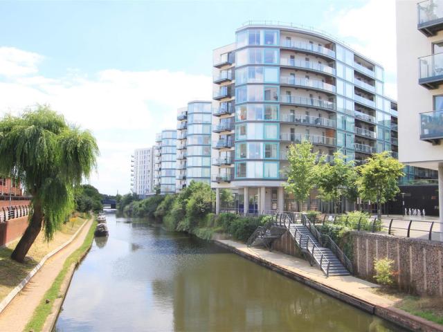 Apartment at Station Approach, Greater London