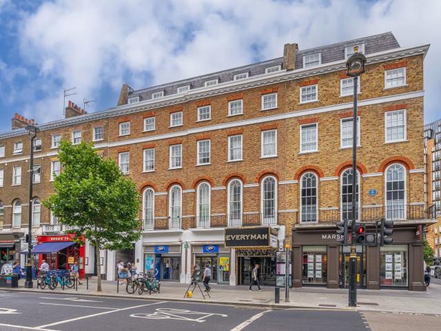 Apartment at Station Approach, Marylebone Road, City of Westminster