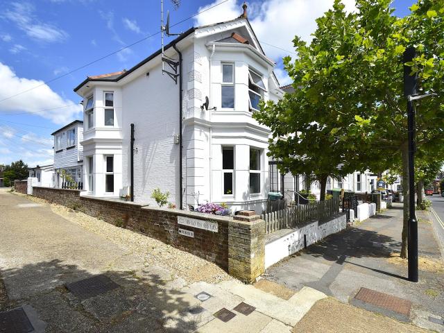 Apartment at Station Avenue, Sandown