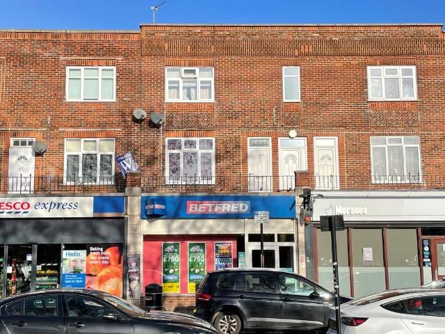 Apartment at Station Parade, Greater London