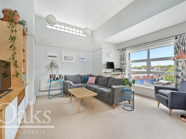 Apartment at Station Rise, Greater London