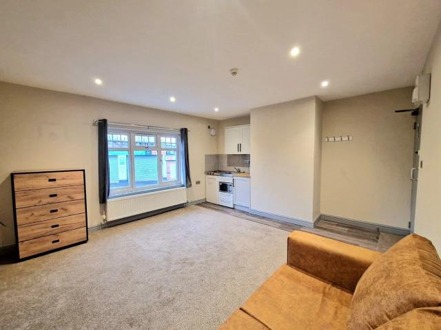Apartment at Station Road, Birmingham