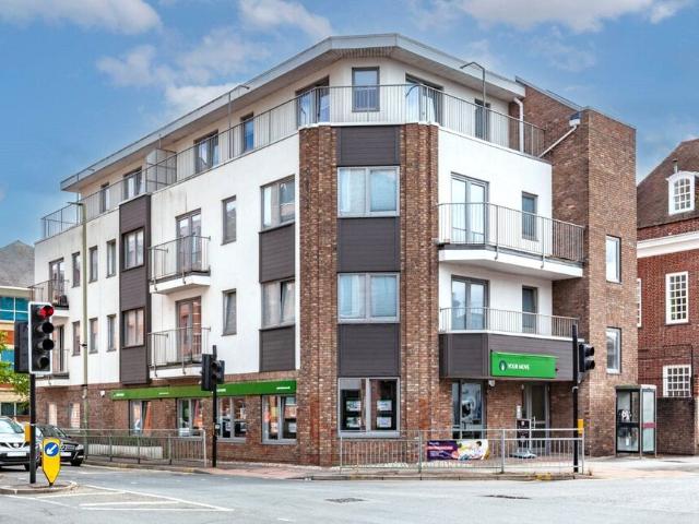 Apartment at Station Road, Borough of Runnymede