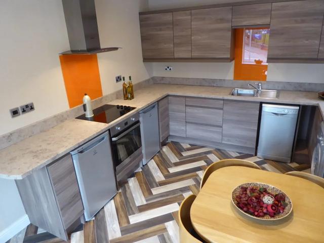Apartment at Station Road, Bradford