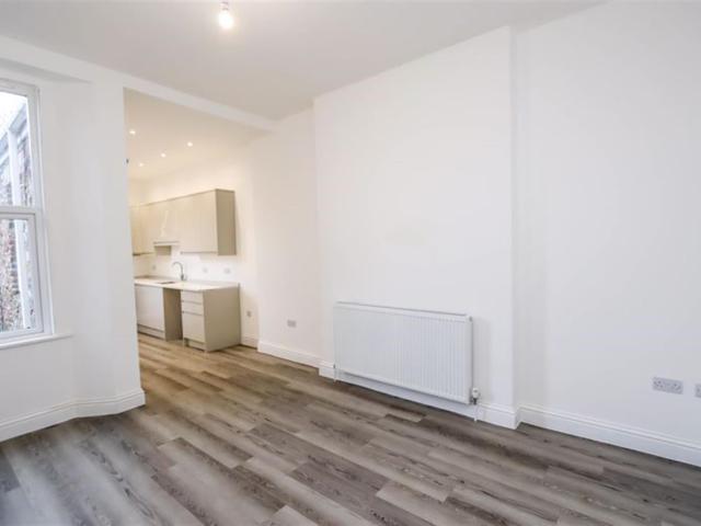 Apartment at Station Road, Bristol