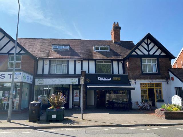 Apartment at Station Road, Cardiff