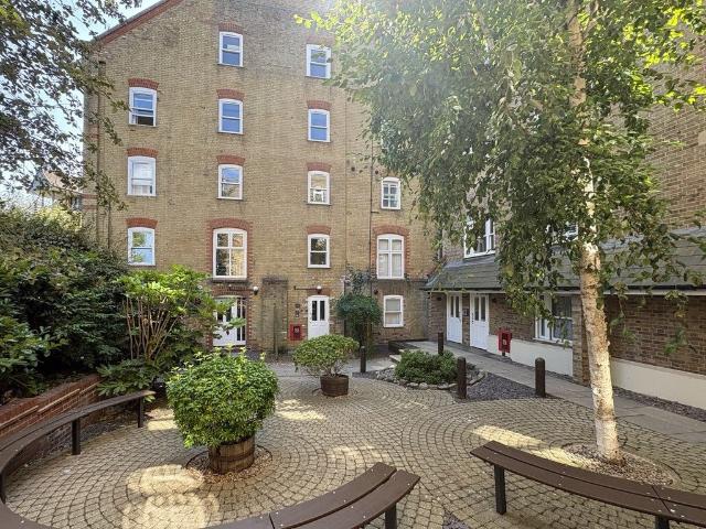 Apartment at Station Road, East Hertfordshire