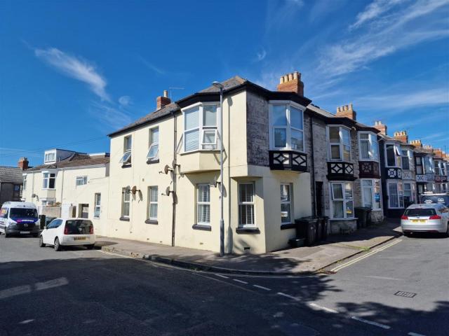 Apartment at Station Road, Easton