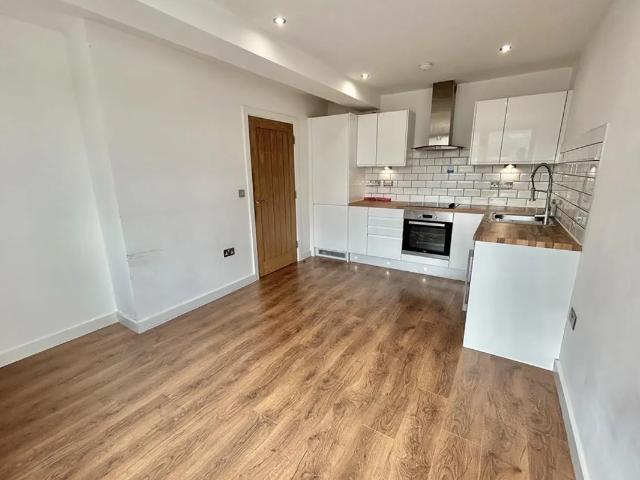 Apartment at Station Road, Gedling