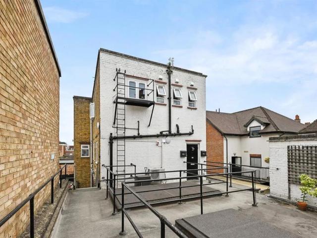 Apartment at Station Road, Gerrards Cross