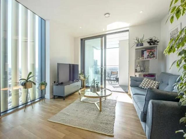 Apartment at Station Road, Greater London