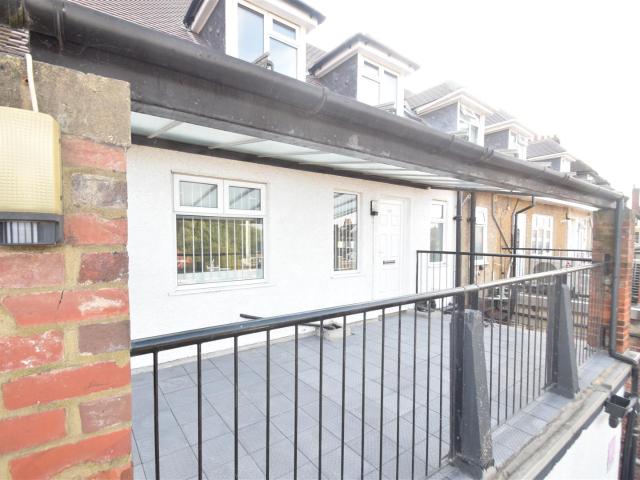 Apartment at Station Road, Greater London