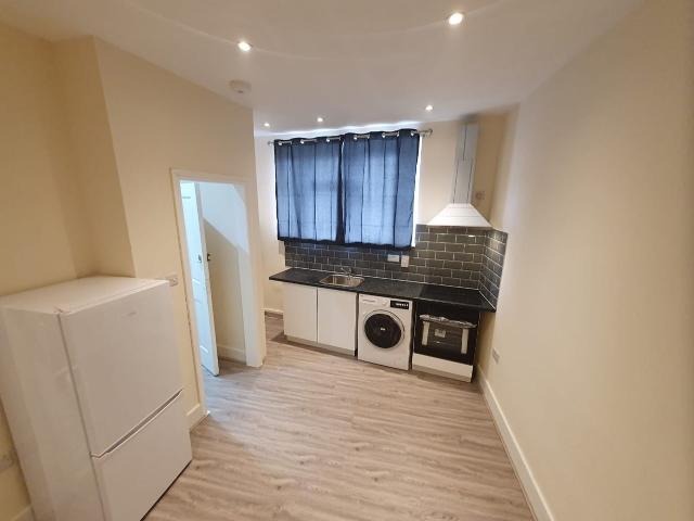 Apartment at Station Road, Greater London