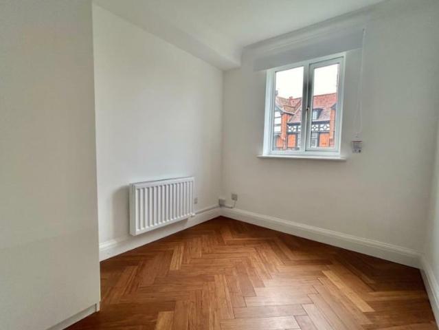 Apartment at Station Road, Henley on Thames