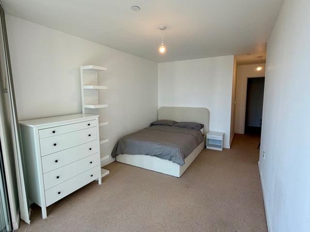 Apartment at Station Street, Greater London