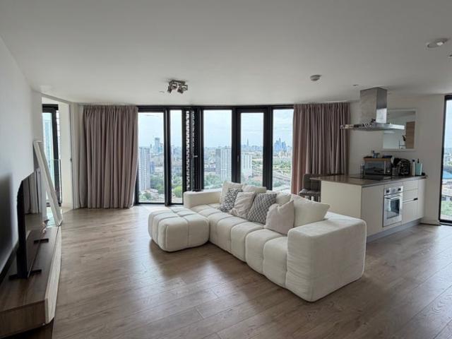 Apartment at Station Street, Greater London