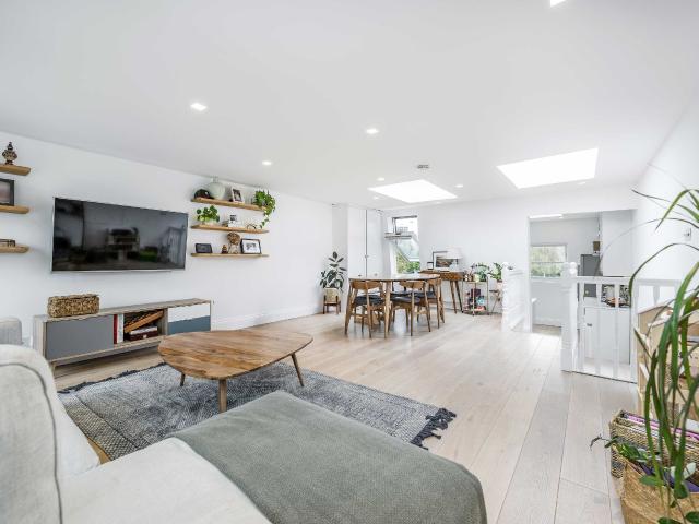 Apartment at Stephendale Road, Greater London