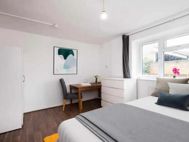 Apartment at Stewarts Road, Greater London
