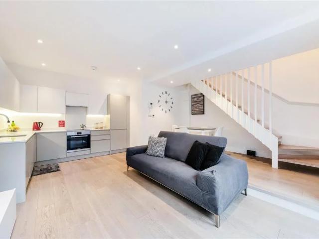 Apartment at Stewarts Road, Greater London