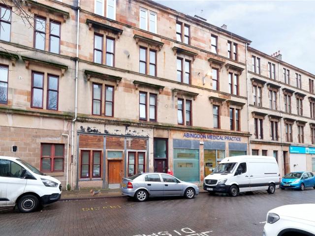 Apartment at Stewartville Street, Glasgow